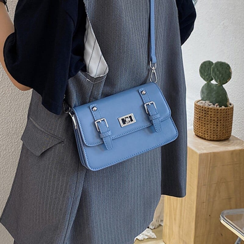 LADY RIVET - Mochinini